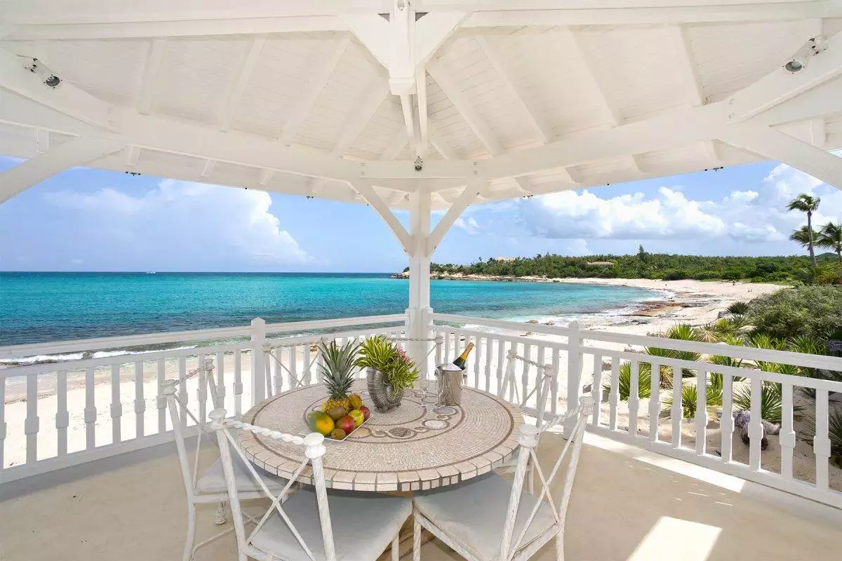 Chateau des Palmiers, Beachfront, Plum Bay Beach, St. Martin ...